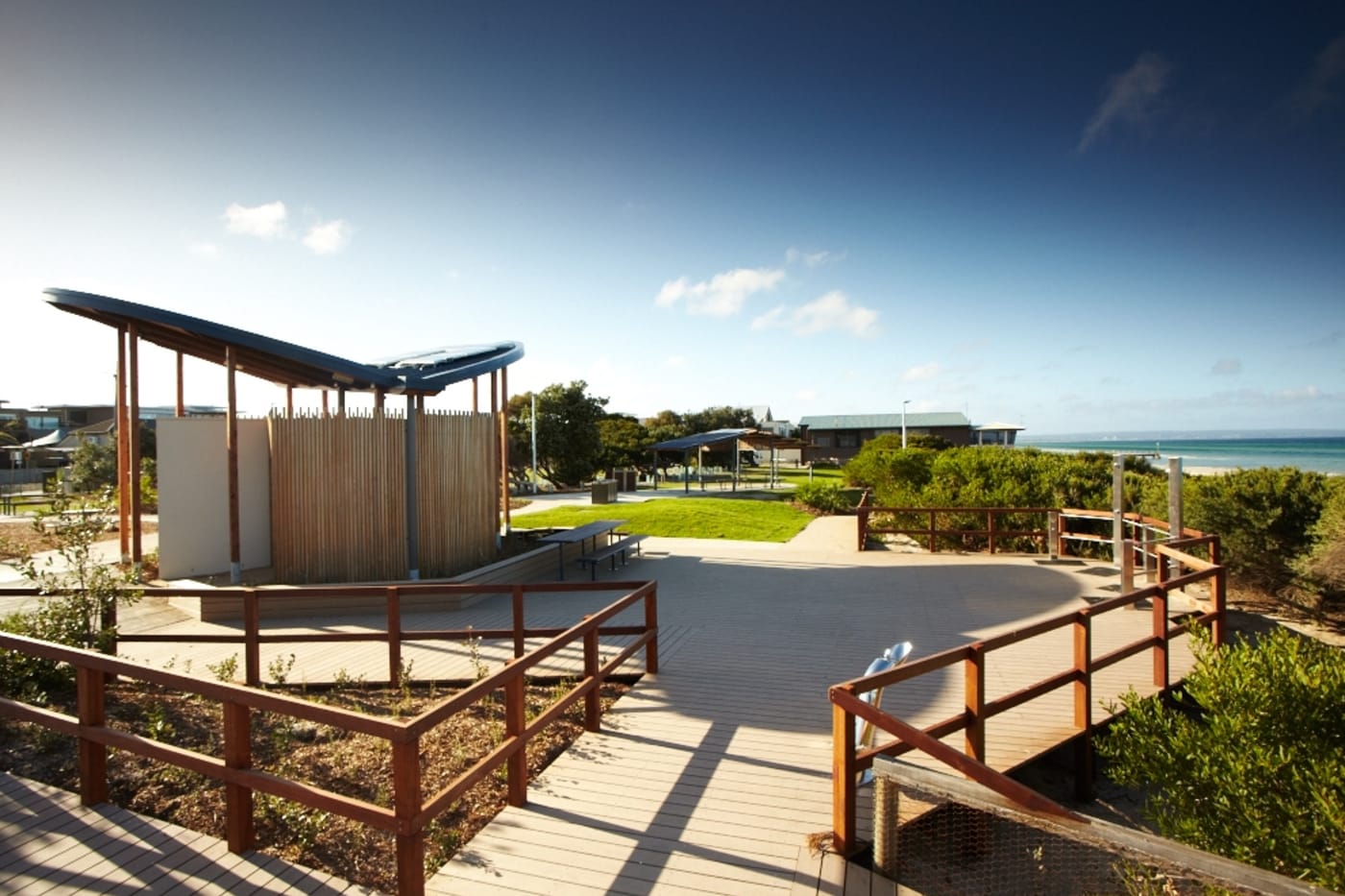 Location | Patterson Lakes | Levande