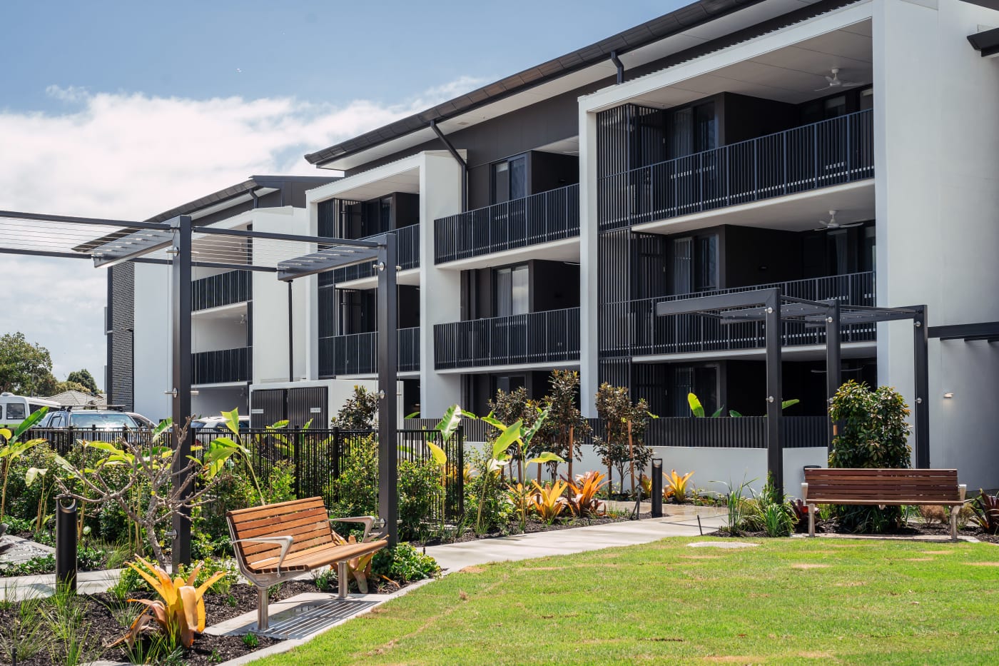 Retirement Village In Elanora | Levande Pine Lake